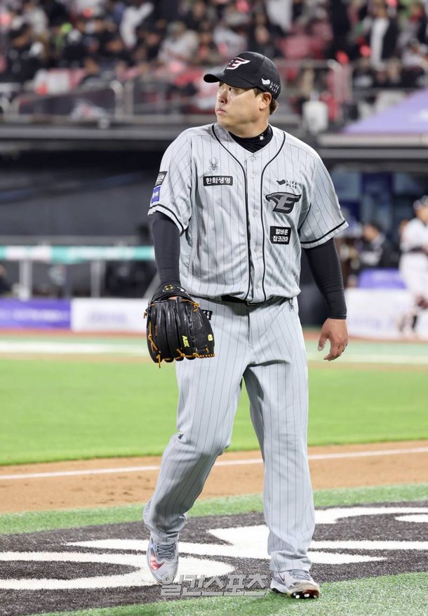 류현진의 ABS 공개 불만과 0.78㎝ 차이 공개한 KBO의 반박 [IS 이슈] : 네이트 스포츠