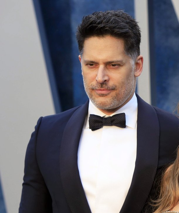 조 맨가니엘로, '원피스' 시즌2 출연…'Mr.0' 크로커다일 연기 : 네이트 연예