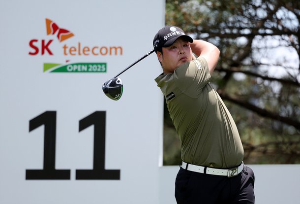 황중곤 SK텔레콤오픈 첫날 단독 선두…디펜딩 챔프 최경주는 1R 고전 : 네이트 스포츠