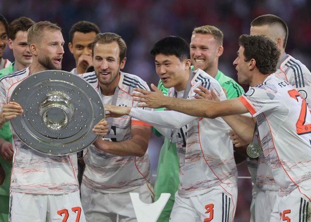 'EPL 29골 18도움' 왕이 빠졌다…'김민재도 제외' 5대 리그 올해의 팀 공개, PSG 최다 배출 : 네이트 스포츠