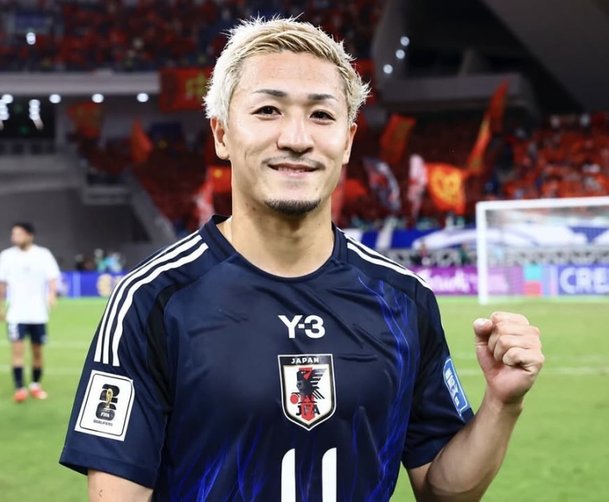 SON 넘어서고 '日 GOAT' 취급받았는데…결국 EPL 입성 실패? "3개 팀이 검토 중" : 네이트 스포츠