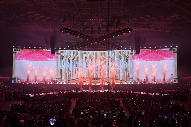 '20주년' 슈퍼주니어, 진짜 슈퍼맨이었네…'K팝 레전드'의 현재 진행형 '슈퍼쇼' [종합] : 네이트 연예