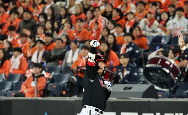 2025년 챔피언은 LG 트윈스, 한화 이글스 날개 꺾고 V4 달성 [KS5] : 네이트 스포츠