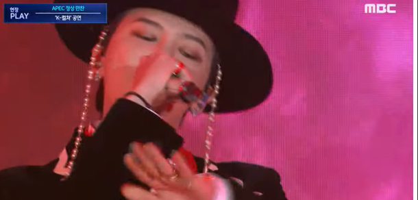 [왓IS] '갓' 쓴 GD→'군복 벗은' 차은우, APEC 만찬 빛낸 ★들 | 아이돌24시 : 네이트 연예