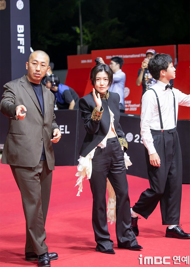 [30th BIFF] 심은경 "韓-日 합작 많아지는 상황, 이 작품이 그 첫 걸음이길" : 네이트 연예