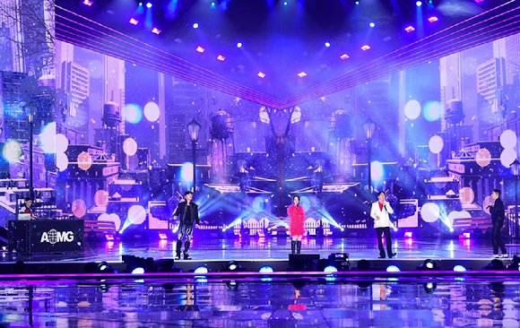 [포토]AOMG, '화려한 콜라보 무대' : 네이트 연예