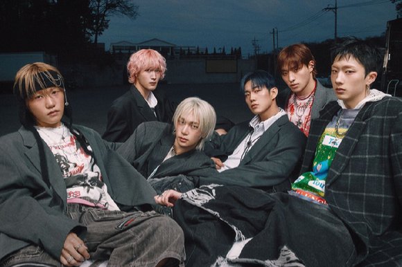 "K팝 뿌리 충실하면서도 실험적" 피원하모니, 'DUH!' 향한 외신 호평 : 네이트 연예