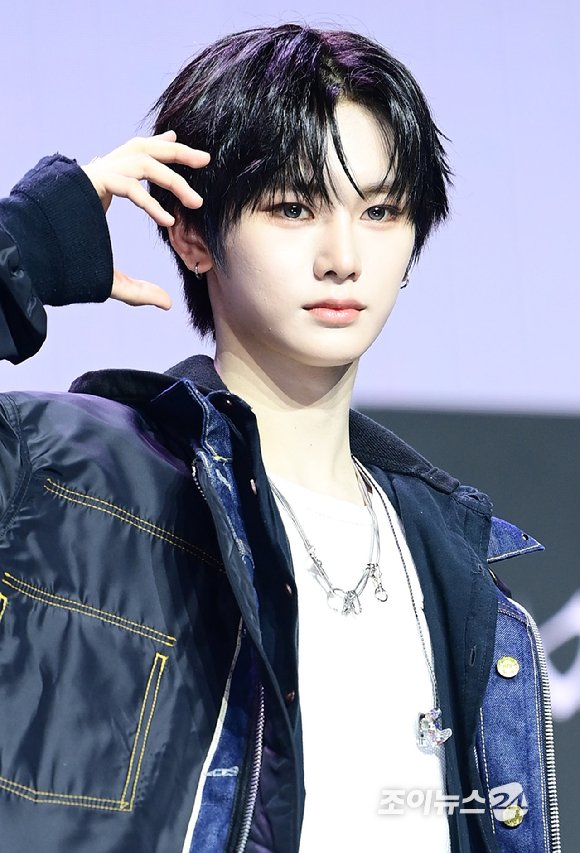 [포토] 알파드라이브원 안신, 고양이상 꽃미남 : 네이트 연예