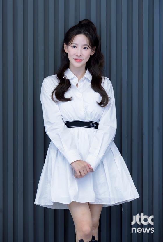 [단독 인터뷰] 이나연 "스포츠 아나운서로서의 삶 사랑해요" : 네이트 뉴스