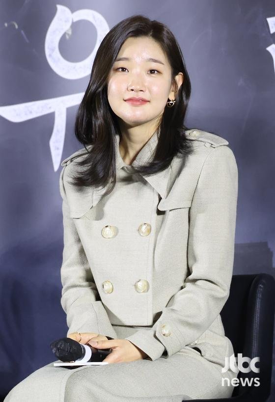 유령 박소담 갑상선유두암 회복 후 건강한 복귀 기뻐 네이트 연예