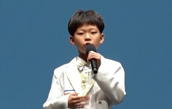 예선전부터 뜨겁다 'KH그룹 IHQ 가요제', 초등생부터 외국인까지 '세대X국경' 초월한 치열한 경합(종합) : 네이트 뉴스