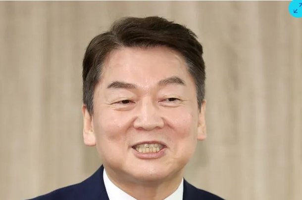 "It Was Never Discussed" Ahn Cheol-soo on Talks of Joining Hands with ...