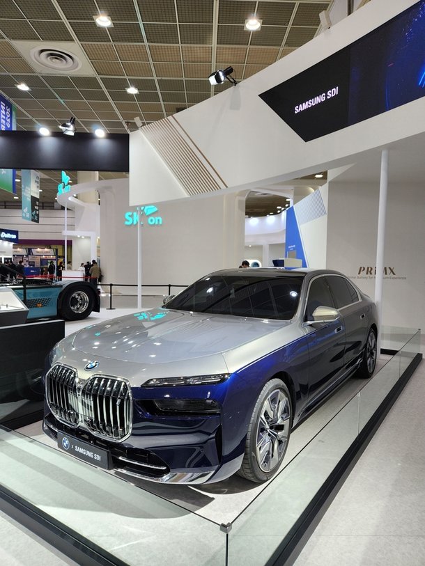 'K 배터리' 3사, 저마다 최신기술 뽐내기···'인터배터리 2023' 개막 : 네이트 뉴스