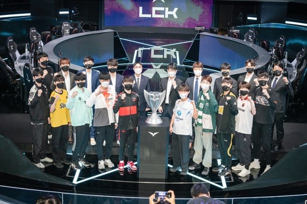 LCK, FA 선수 계약 관련 신규 제도 도입 : 네이트 스포츠
