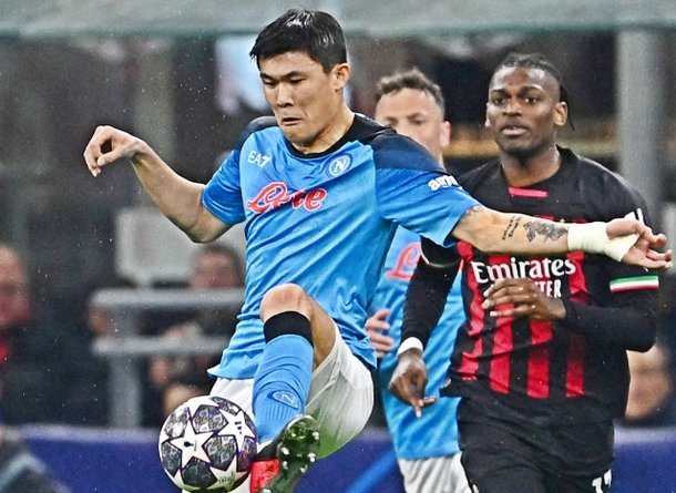 UCL 8강 나폴리, AC밀란에 0-1 석패…김민재 2차전 출전 못한다 : 네이트 스포츠