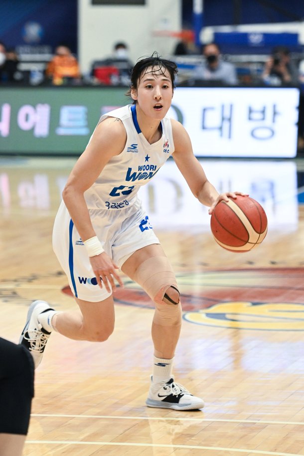 우리은행 김단비, 1R 이어 2R도 MVP 독차지 : 네이트 스포츠