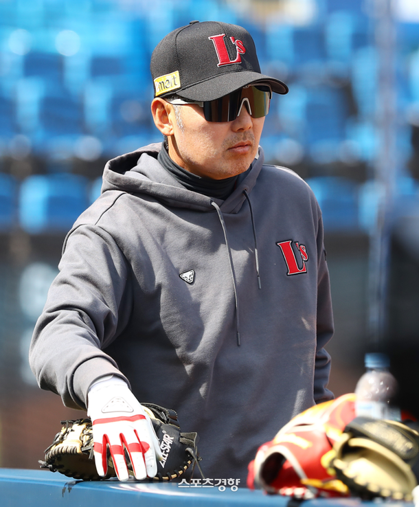 올해는 5강 턱걸이?…'챔프' SSG, '입증의 시간'이 온다 : 네이트 스포츠