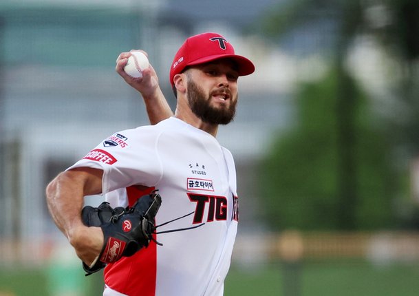 결국 '알드레드 방출' 카드 꺼낸 KIA, 'MLB 36승'의 또 다른 왼손 투수로 반등 만들까 : 네이트 스포츠