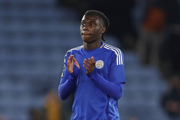 '15세 271일' 2009년생 EPL 역대 최연소 데뷔 2위 '레스터 초대형 유망주' 몽가, 스폰서 로고 없는 유니폼 입고 뛴 이유는? : 네이트 스포츠