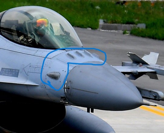 정밀유도폭탄 탑재 KF-16U '소링이글' 훈련 첫 투입 : 네이트 뉴스