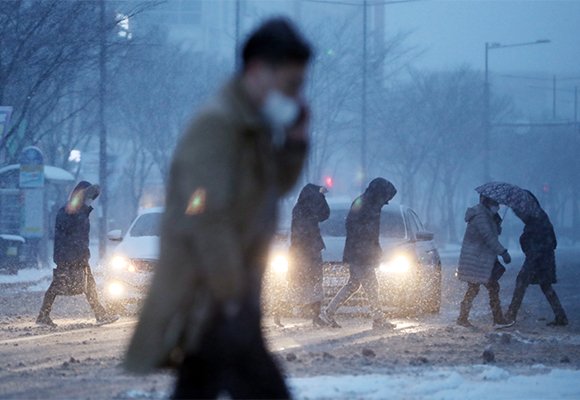 Power demand at winter record as Korea comes under freezing cold wave ...