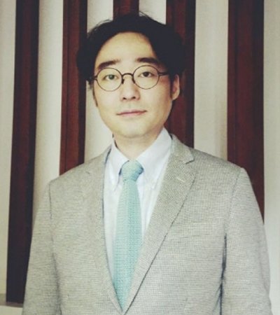 Eldest son of Hanmi Pharm founder to step down as CEO of Hanmi Science : 네이트 뉴스