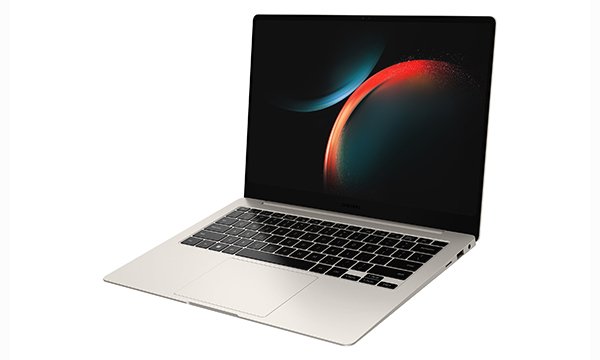 Competition heats up in Korean laptop market in first half : 네이트 뉴스