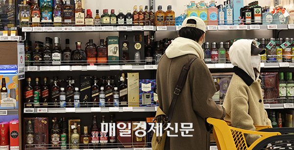 Imported Whiskey Overtakes Beer In Korea For The First Time In 7 Years