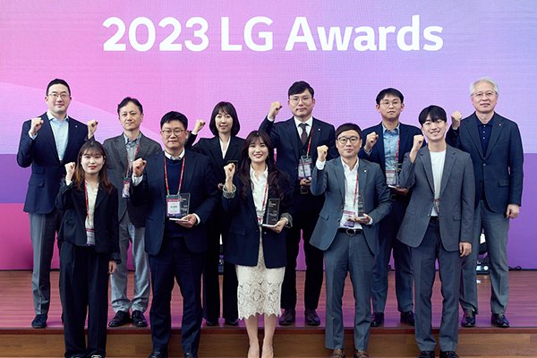 LG Group chief applauds customer value-focused teams at annual awards ...