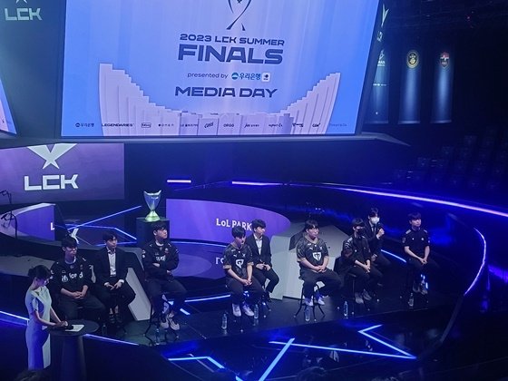LCK 3연패 노리는 젠지 "서머도 우승은 우리 것" : 네이트 스포츠