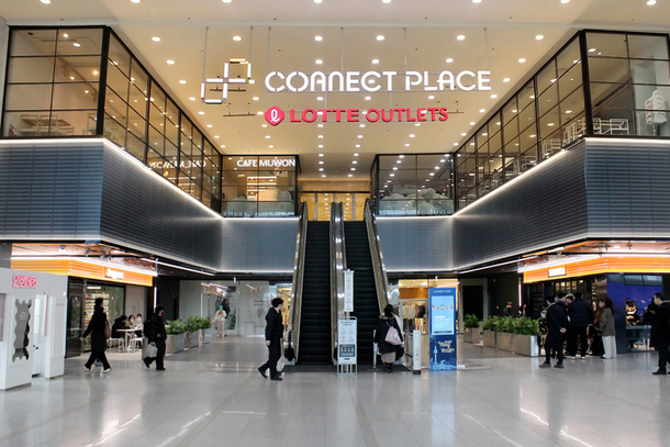 Hanwha Connect upgrades food, beverage lineup at Seoul Station complex ...