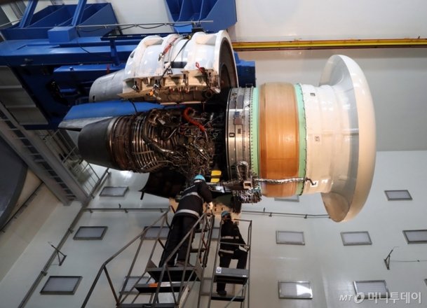 [사진]거대한 A330 PW4170 엔진 : 네이트 뉴스