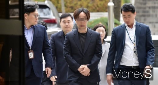 [머니S포토] 프로듀스X101 PD 영장실질심사 출석 : 네이트 연예