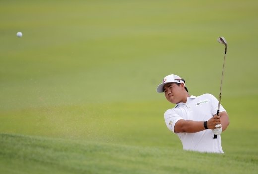 PGA '10대 돌풍' 김주형, 개막전 2R 54위로 컷 통과 : 네이트 스포츠