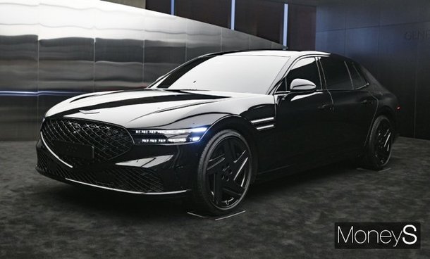 [머니S포토] 제네시스 G90 블랙, 완벽한 블랙 색상으로 고급감 선봬 : 네이트 뉴스