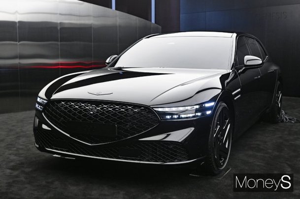[머니S포토] 완벽한 블랙의 탄생…'제네시스 G90 블랙' : 네이트 뉴스