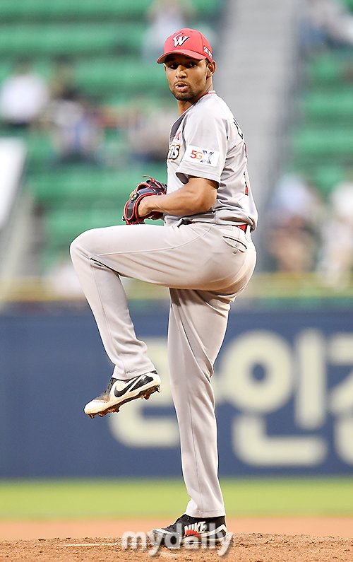 '157.4km' SK 산체스, KBO리그 시즌 최고 구속 경신 : 네이트 스포츠