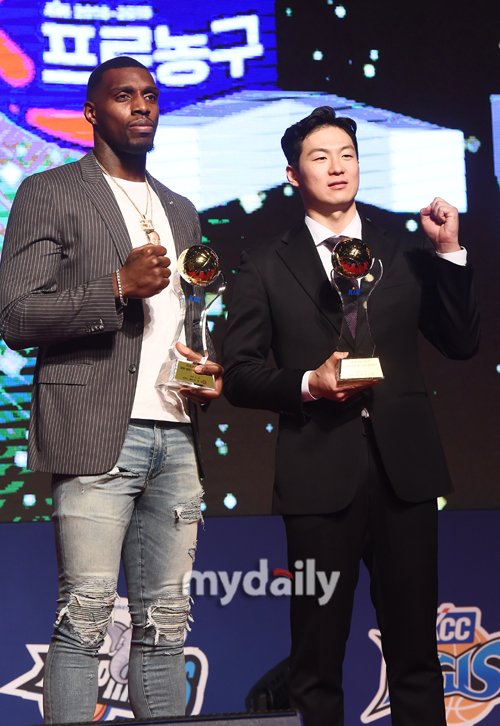 '시즌 조기 종료' KBL, 시상식 없지만 MVP·베스트5 가린다 : 네이트 스포츠