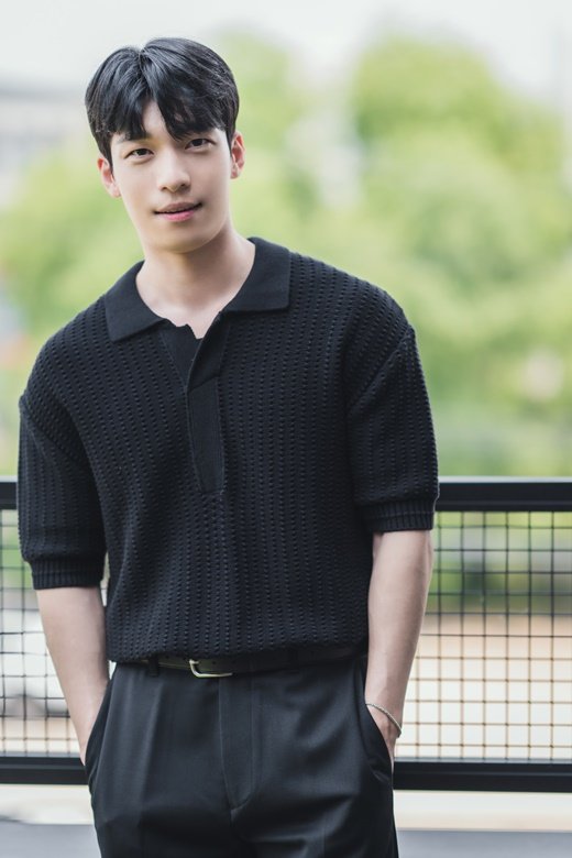 '미드나이트' 위하준 "살인범 役 위해 13kg 감량…'한대 패주고 싶다' 반응 듣고파" [MD인터뷰②] : 네이트 연예