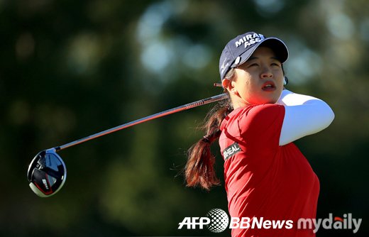 김세영, AIG 3R 공동 8위…선두와 3타 차 : 네이트 스포츠