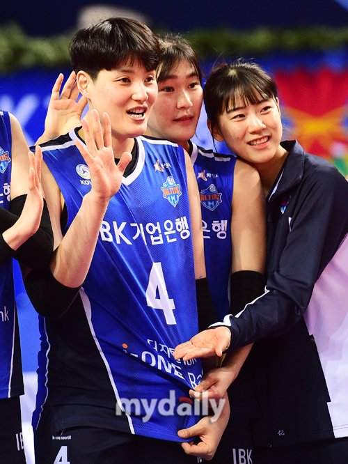 상승세 IBK 5연승이냐↔GS칼텍스 상대 전적 5연승이냐 '맞짱' : 네이트 뉴스