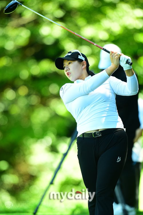 홍지원 한화클래식 우승, 데뷔 첫 승, KLPGA 7년만에 오버파 우승자 탄생 : 네이트 스포츠