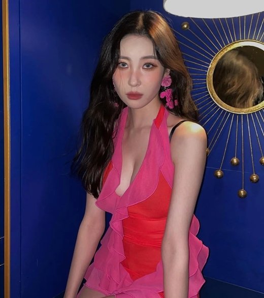 45.6kg 선미, 글래머 몸매까지?…LA에서 근황 공개했다 | 아이돌24시 : 네이트 연예