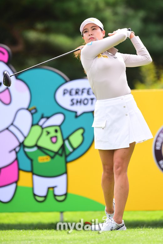 [MD포토] 티샷 전인지 '1년만에 KLPGA 참가' : 네이트 스포츠