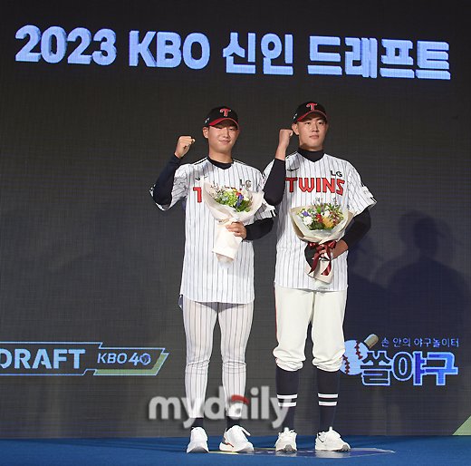 [MD포토] LG '2023 KBO 신인 드래프트 선수들' : 네이트 스포츠