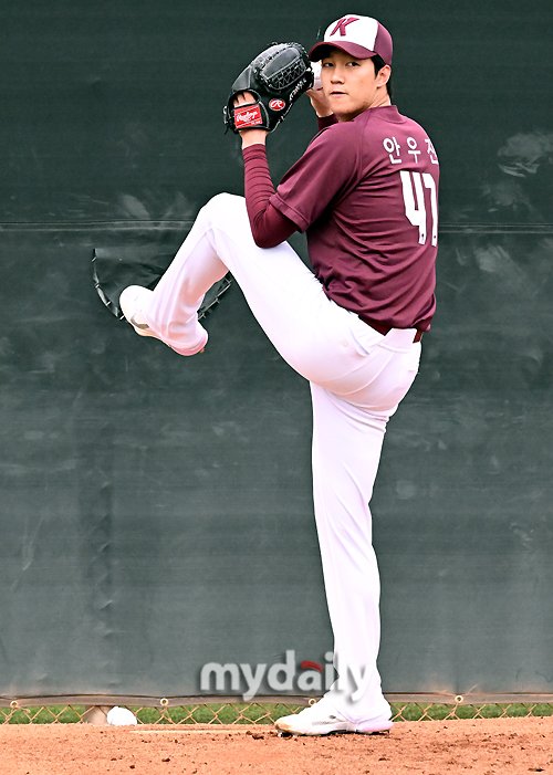 "홈런 맞더라도…" 159km 안우진, 오타니와 '운명의 맞대결' 상상 [MD고척] : 네이트 스포츠