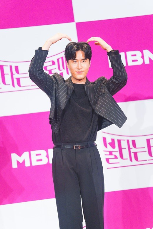 "이런저런 일 있었지만" 손태진→신성 '불트' TOP7, 뉴트롯 향한 포부 [MD현장](종합) : 네이트 뉴스