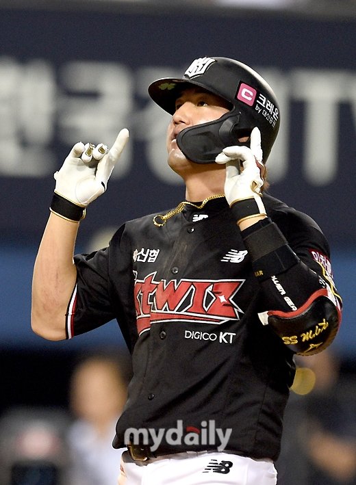 '어수선한 LG 내야 3실책으로 무너졌다' KT 김상수 이적 후 첫 홈런+빠른 발까지 뽐냈다, 4연승 질주 [MD잠실] : 네이트 스포츠