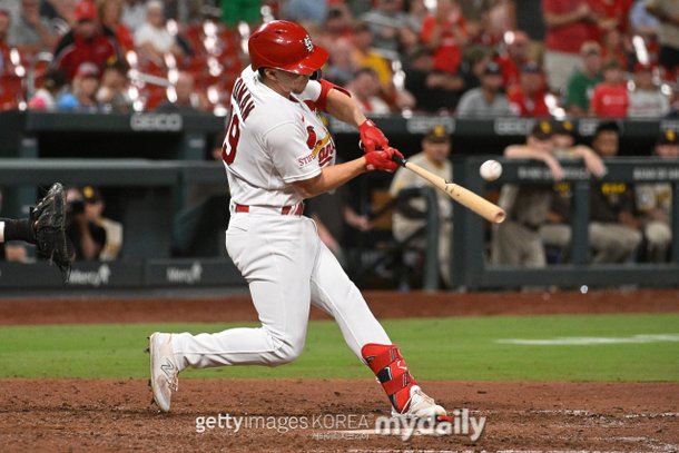 美 WBC 대표팀 출신 두들긴 김하성! 멀티히트 쾅쾅→12G 연속 출루…STL '현수' 에드먼 이틀연속 끝내기 : 네이트 스포츠