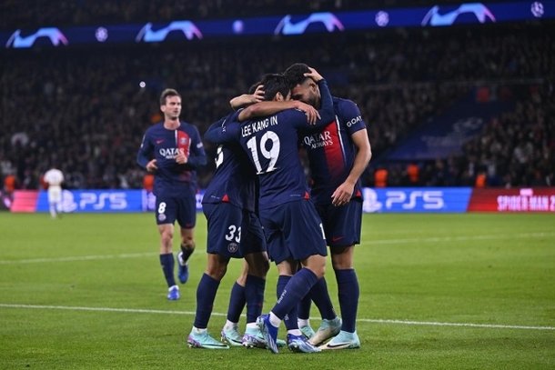 "이강인의 아름다운 경기에 탄성이!"…이강인 PSG·UCL 데뷔골 극찬, UCL 출전 2G 2승! "LEE는 PSG의 자신감을 높여주는 선수" : 네이트 스포츠